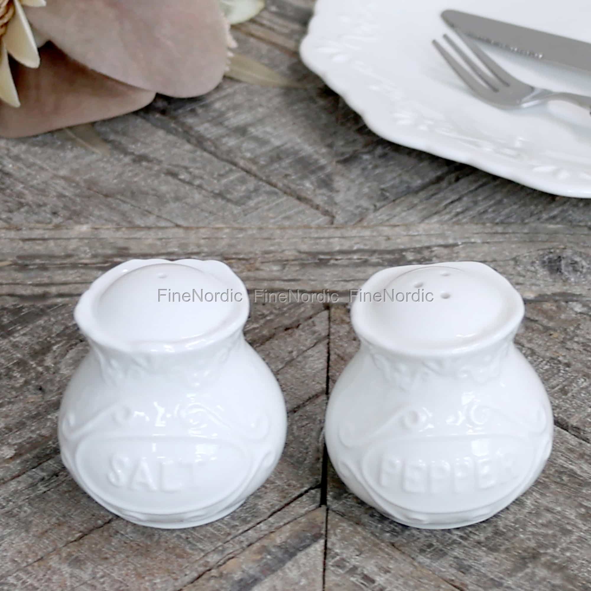 Chic Antique Salt & Pepper Shaker Set - Provence