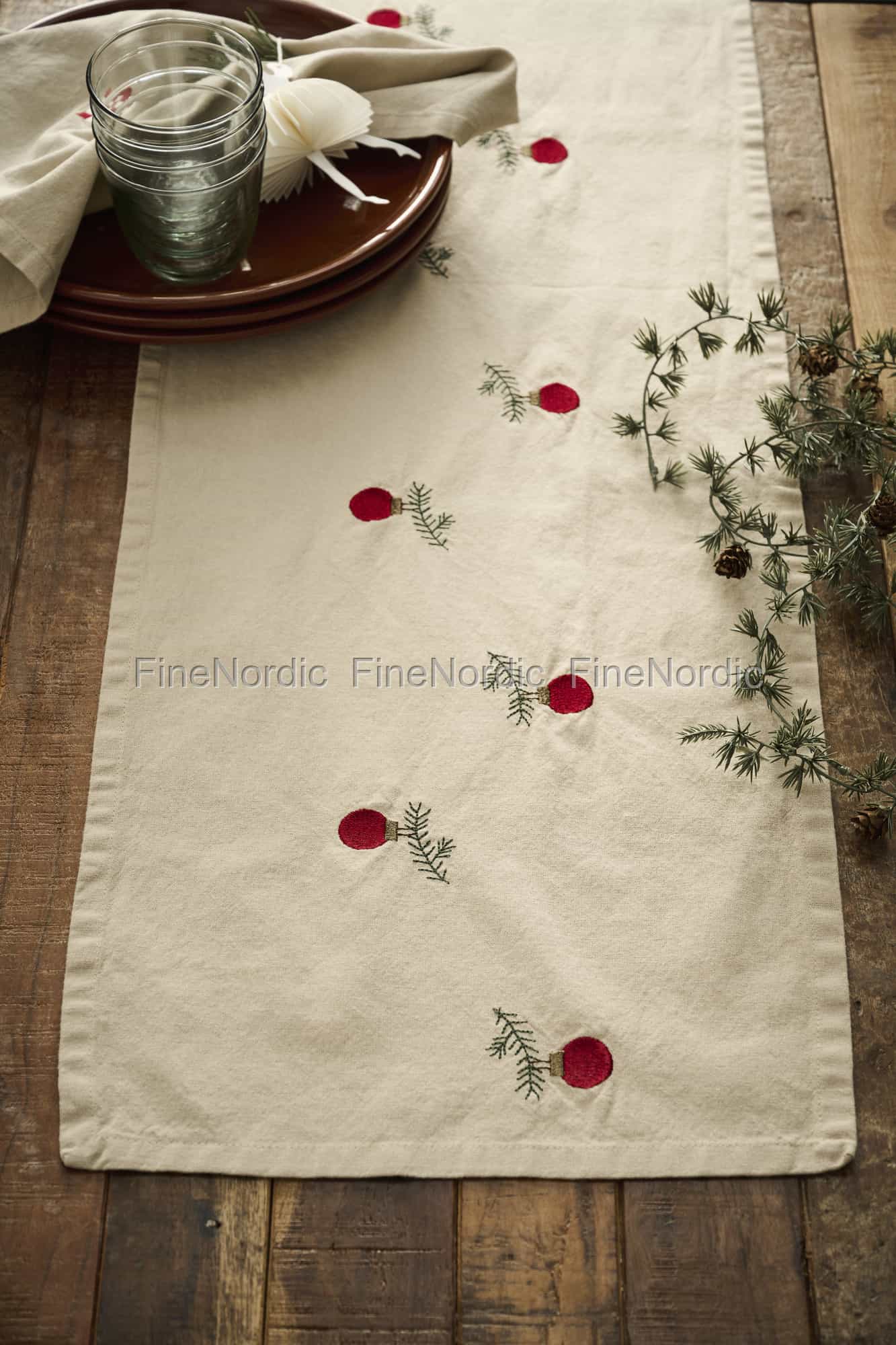 Ib Laursen Table Runner Tradition with Christmas Ornaments on Spruce ...
