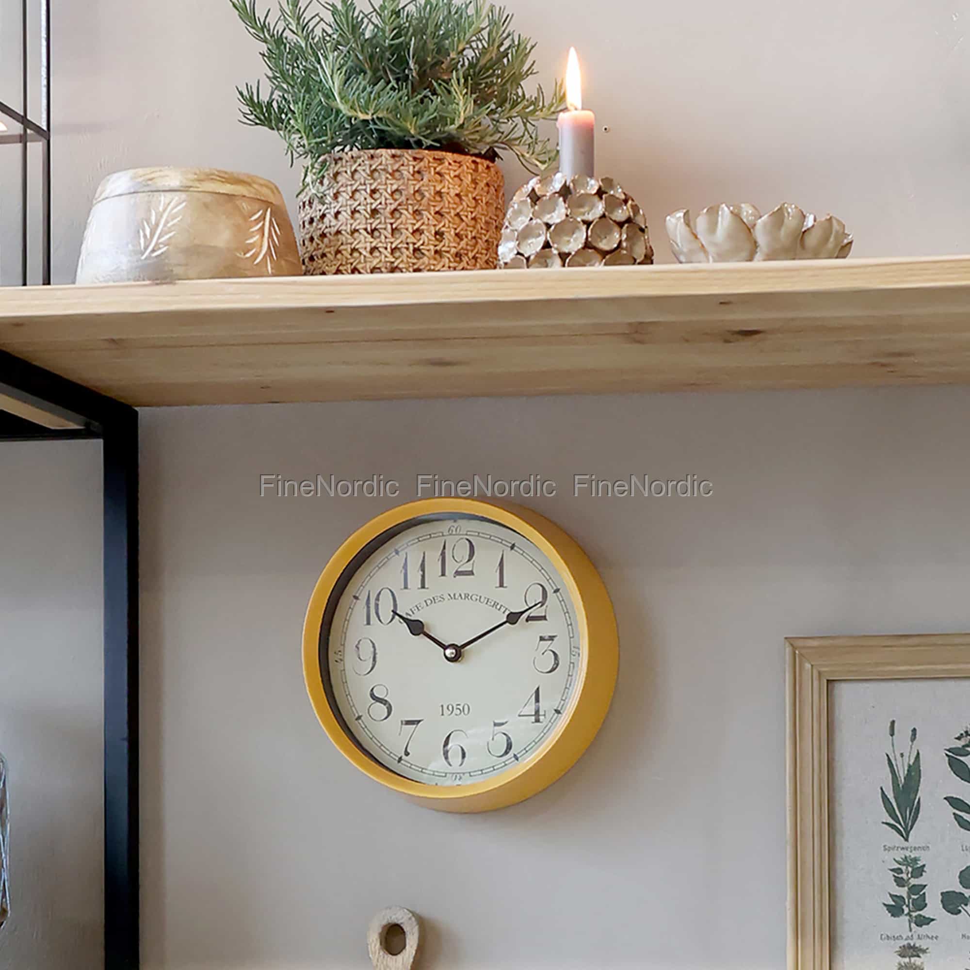 Chic Antique Wall Clock Honey